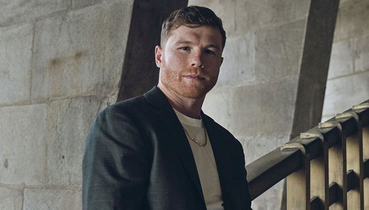 Canelo Álvarez llega a Estados Unidos con su bebida VMC