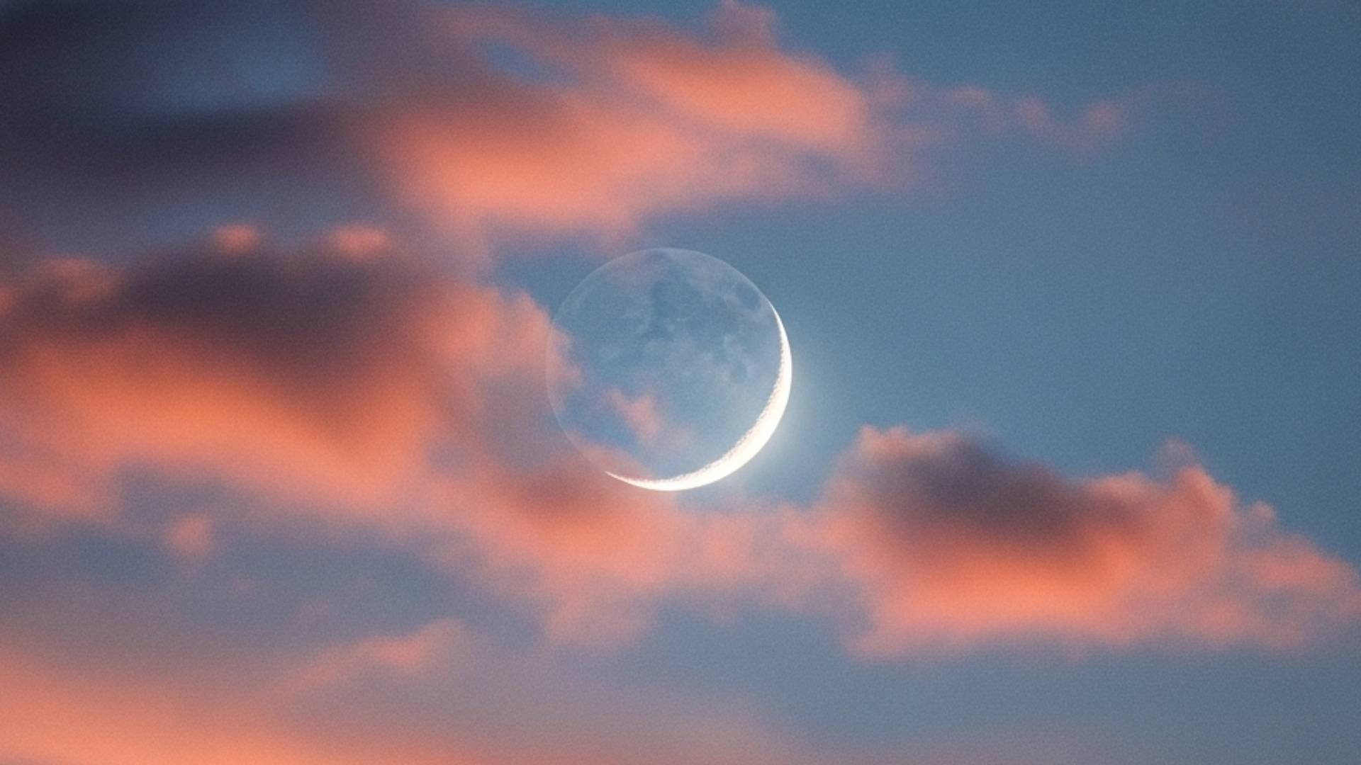 ¿Cuál es la fase de la Luna HOY, viernes 22 de agosto de 2025? Esta es ...
