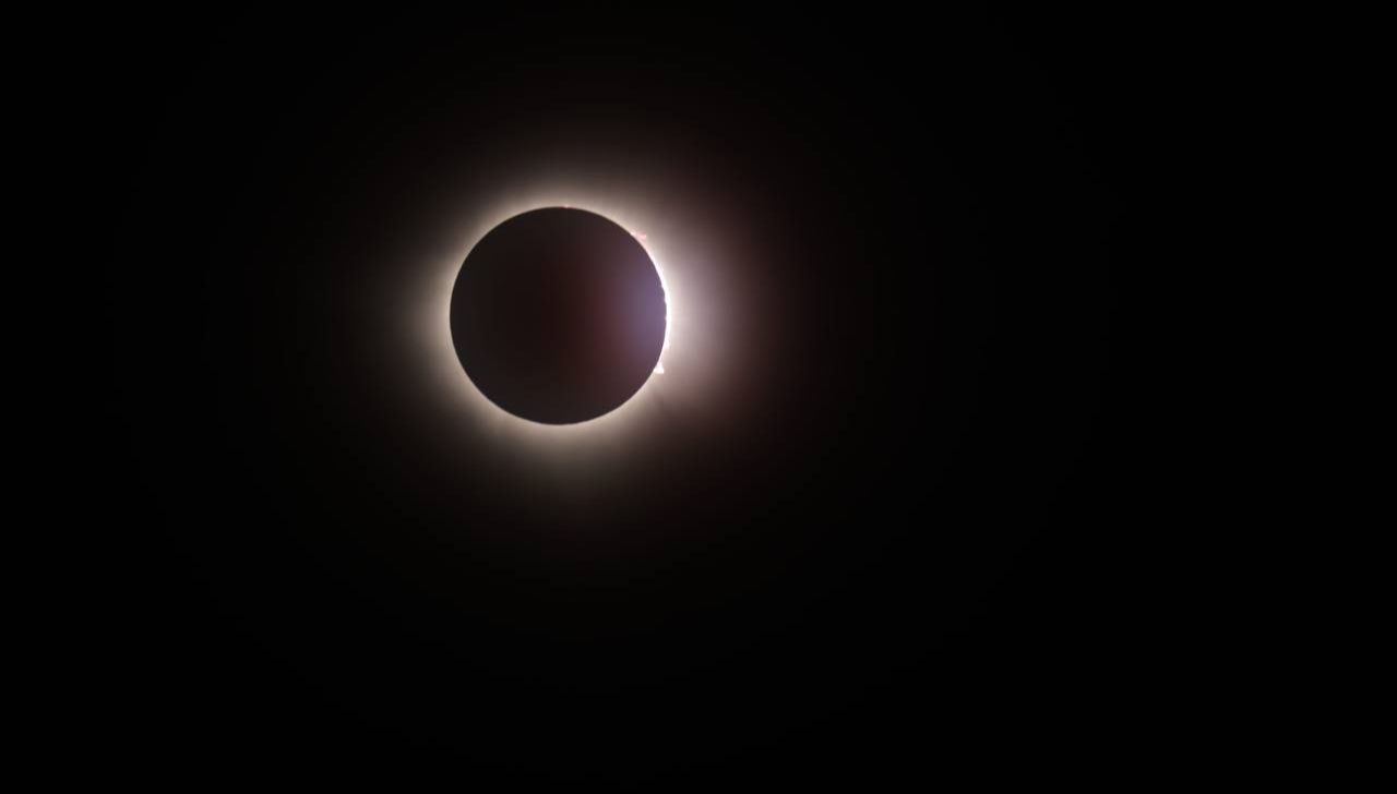 ¿Cómo se vio el eclipse solar 2024 en México?
