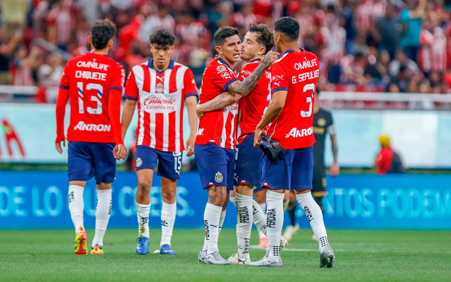 Chivas anuncia a Daniel Aguirre como segundo refuerzo