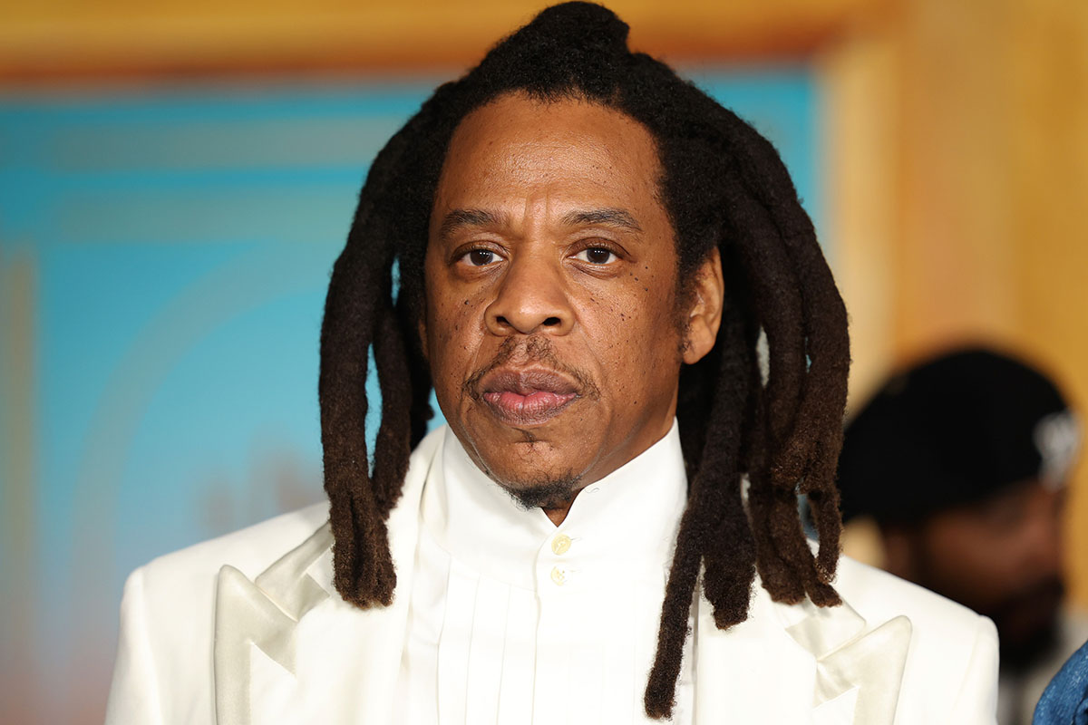 Jay-Z es acusado de abusar de una menor de edad