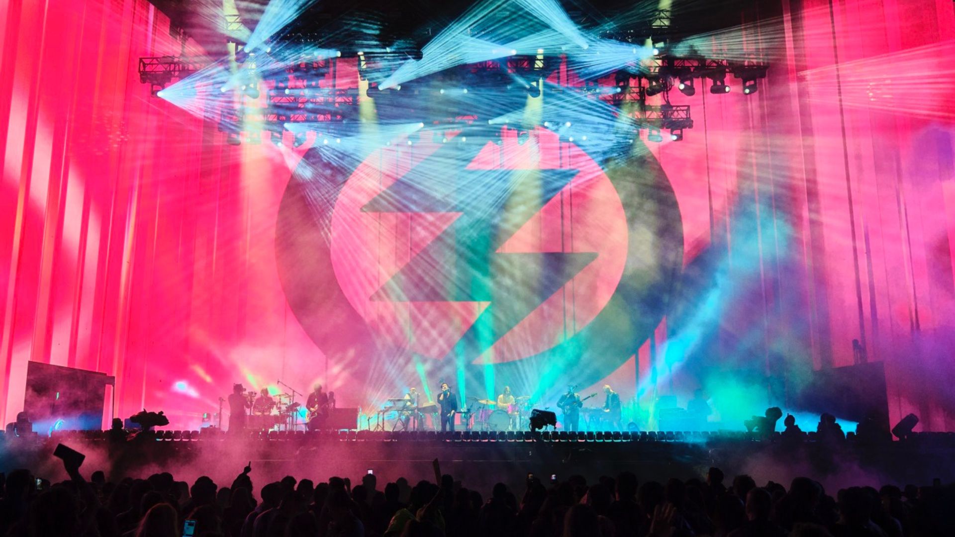 Zoé regresa con 5 shows en Estadio CDMX y lanza música nueva