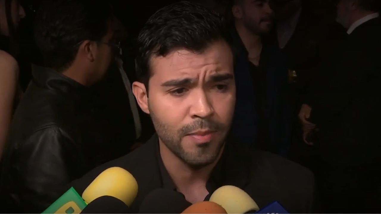 Gussy Lau sostiene nunca filtró fotos besándose con Ángela Aguilar