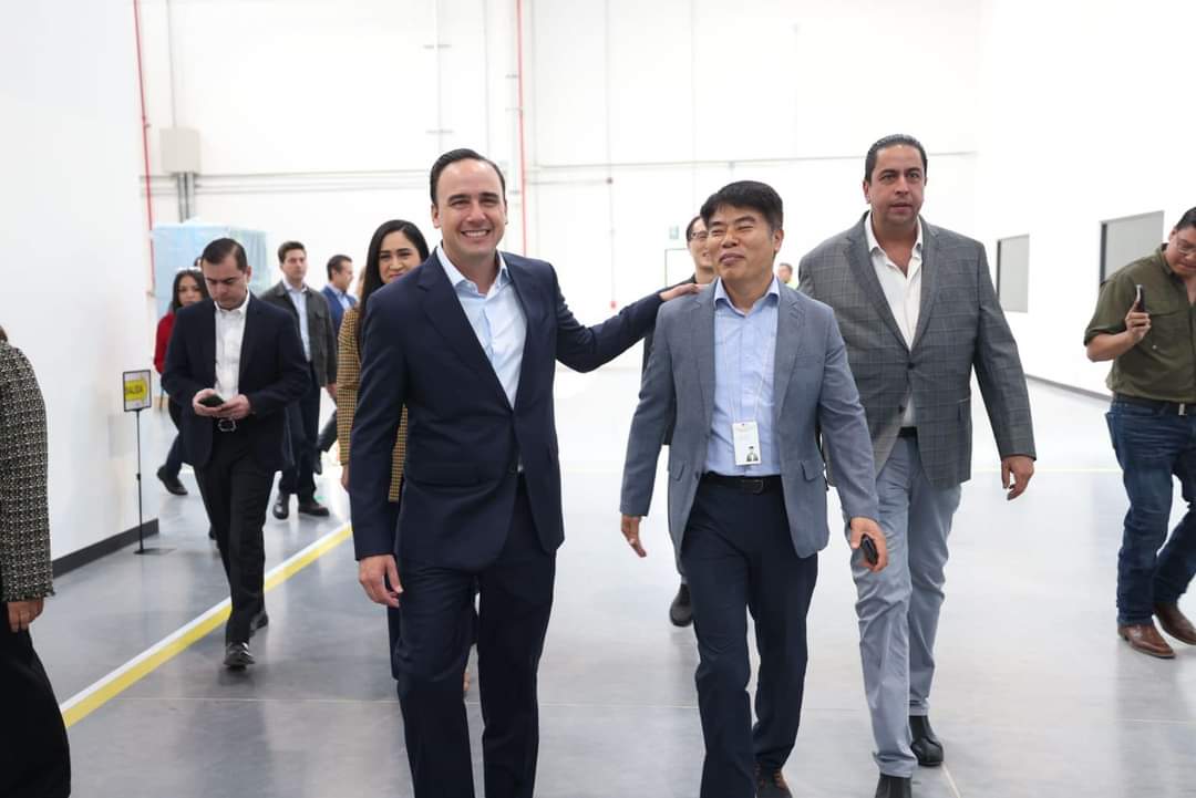 Inaugura Gobernador del Estado nueva planta de electrónica en Ramos Arizpe