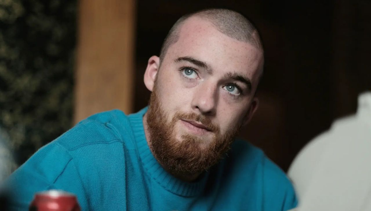 Muere el actor Angus Cloud a los 25 años, era Fezco en "Euphoria"