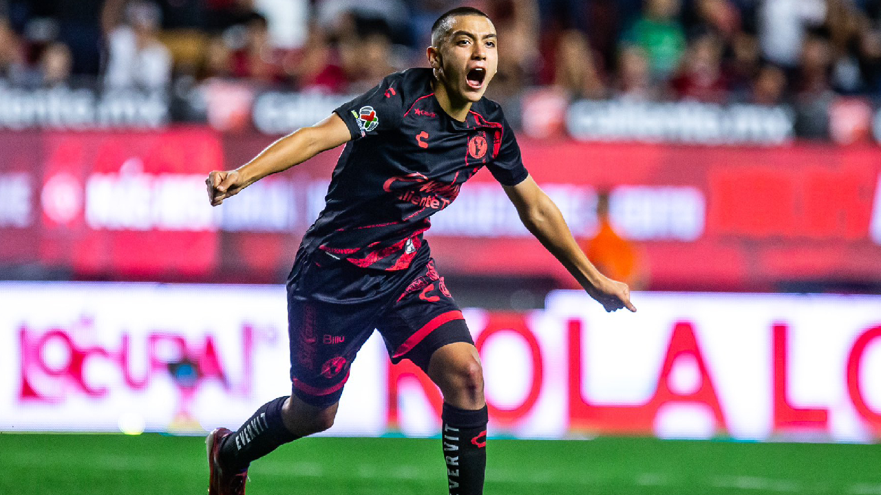 Esta es la joven promesa mexicana que juega en la Liga MX y viajaría a ...