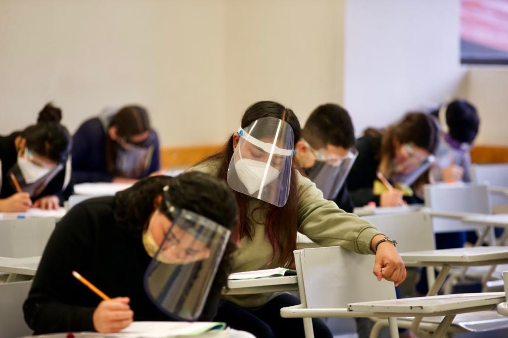 UNAM inicia aplicación de examen de ingreso a licenciatura 2021