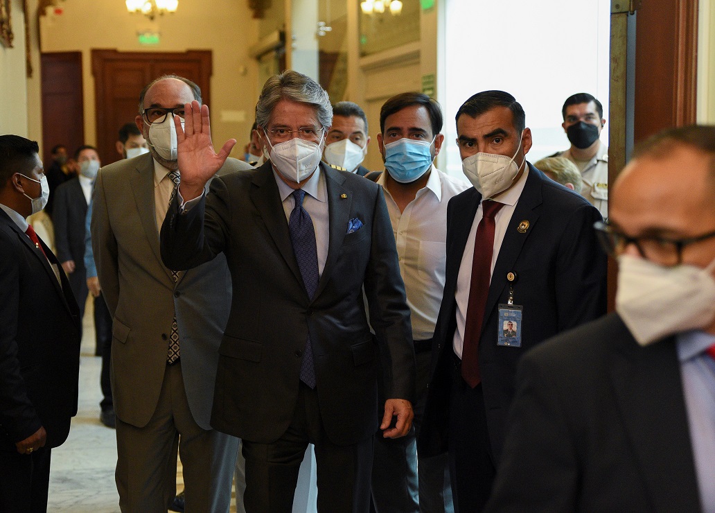 Ecuador inicia plan contra la violencia carcelaria tras motín