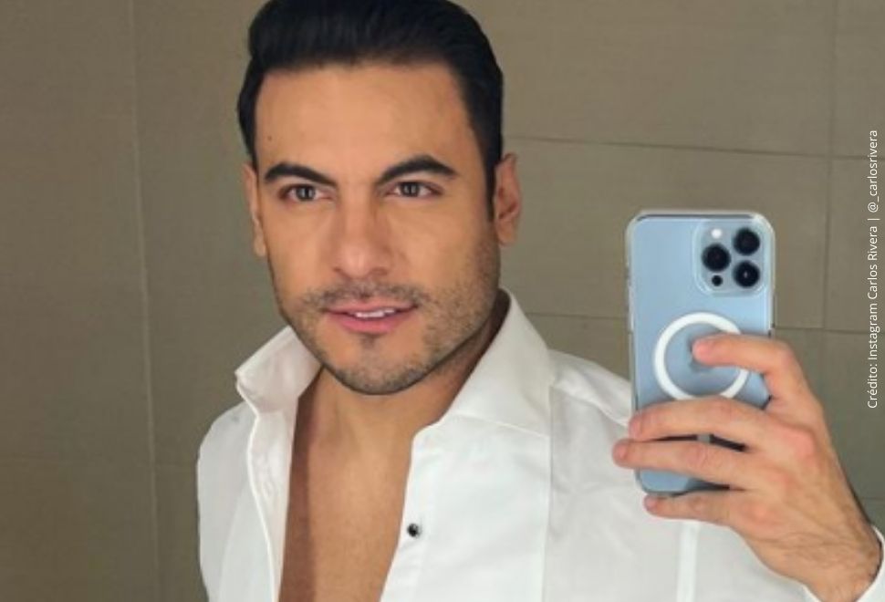 FOTOS | Carlos Rivera aclara por qué no usa su anillo de matrimonio.