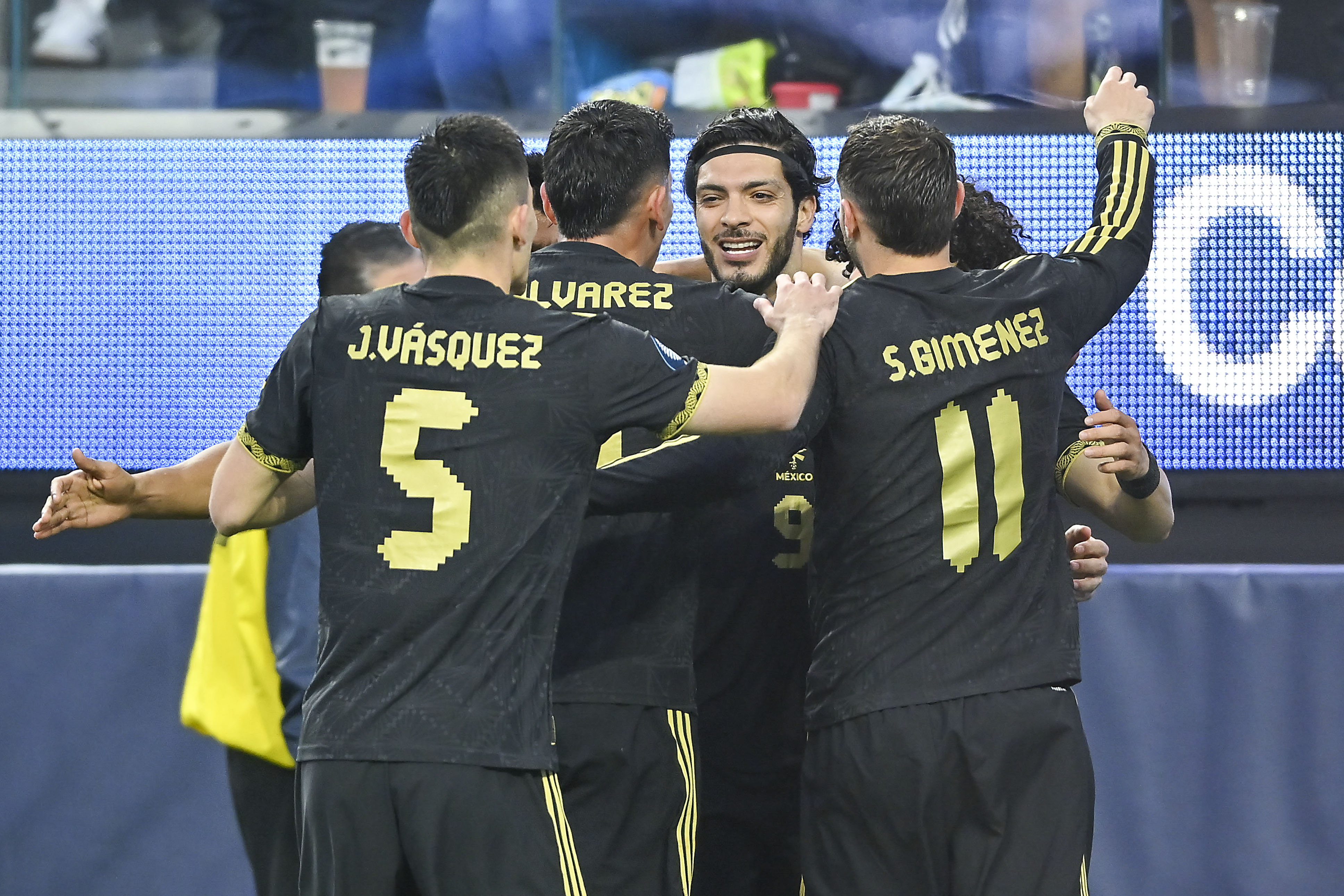 México campeón de la Concacaf Nations League tras vencer a Panamá 2-1