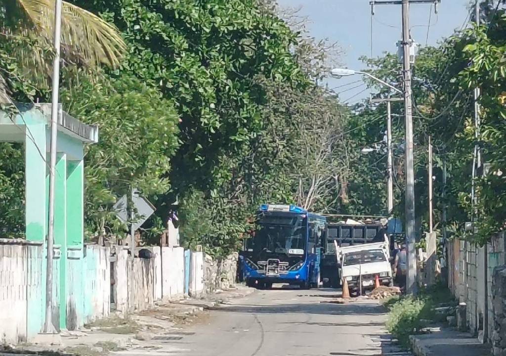 Fuerte accidente Mérida: Choque Va y Ven con un volquete en Noc - Ac