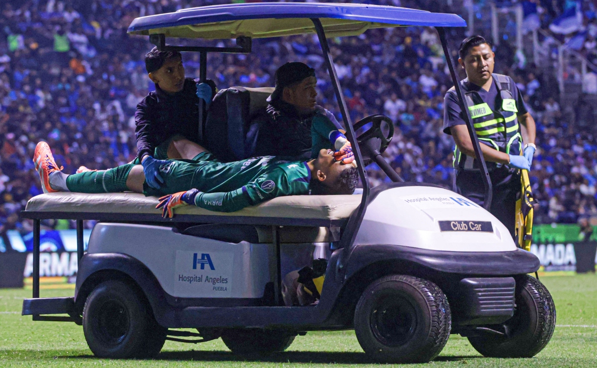Kevin Mier, al borde del adiós: posible fractura lo aleja de la Liguilla