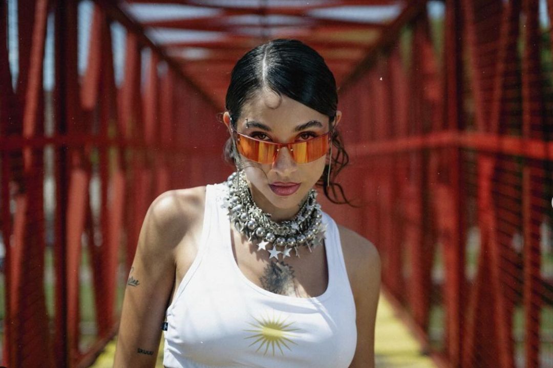 ¿Quién es María Becerra, la artista que se presentará el próximo 30 de ...