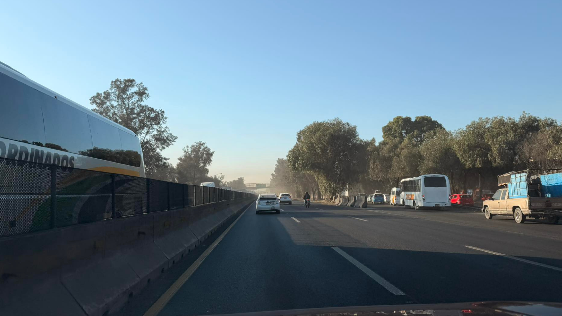 Tráfico en la autopista México–Querétaro hoy 9 de febrero