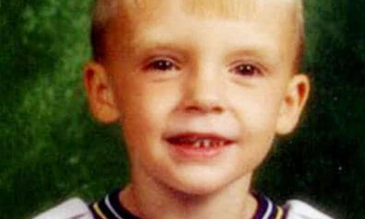 Encuentran restos de Logan Bowman, niño desaparecido en 2003 en EU