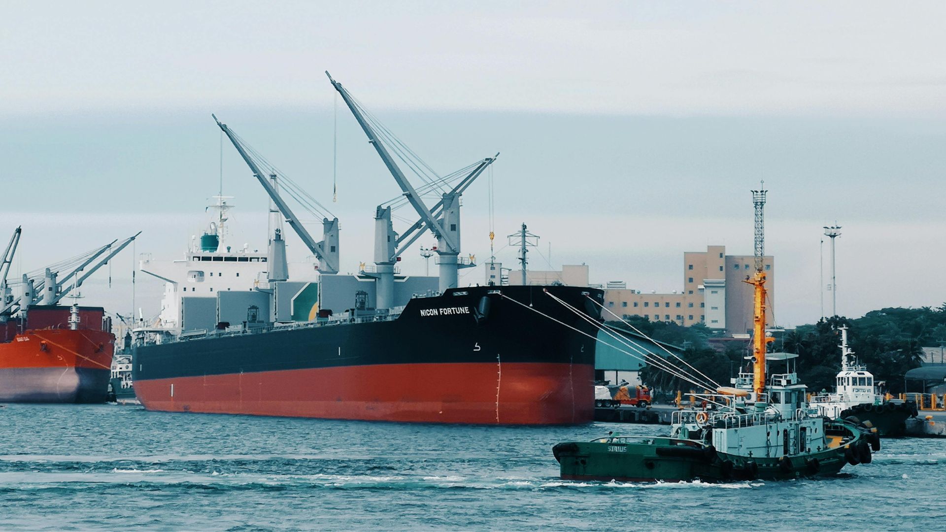 Este actor se graduó en estudios literarios, quiso ser marino o ...