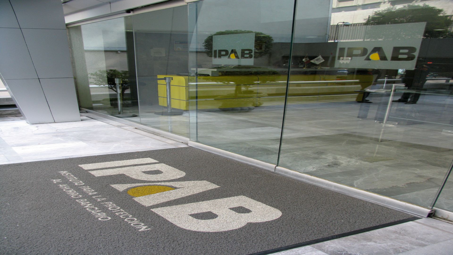 Recibe Permanente, propuesta para nombramientos de vocales del IPAB