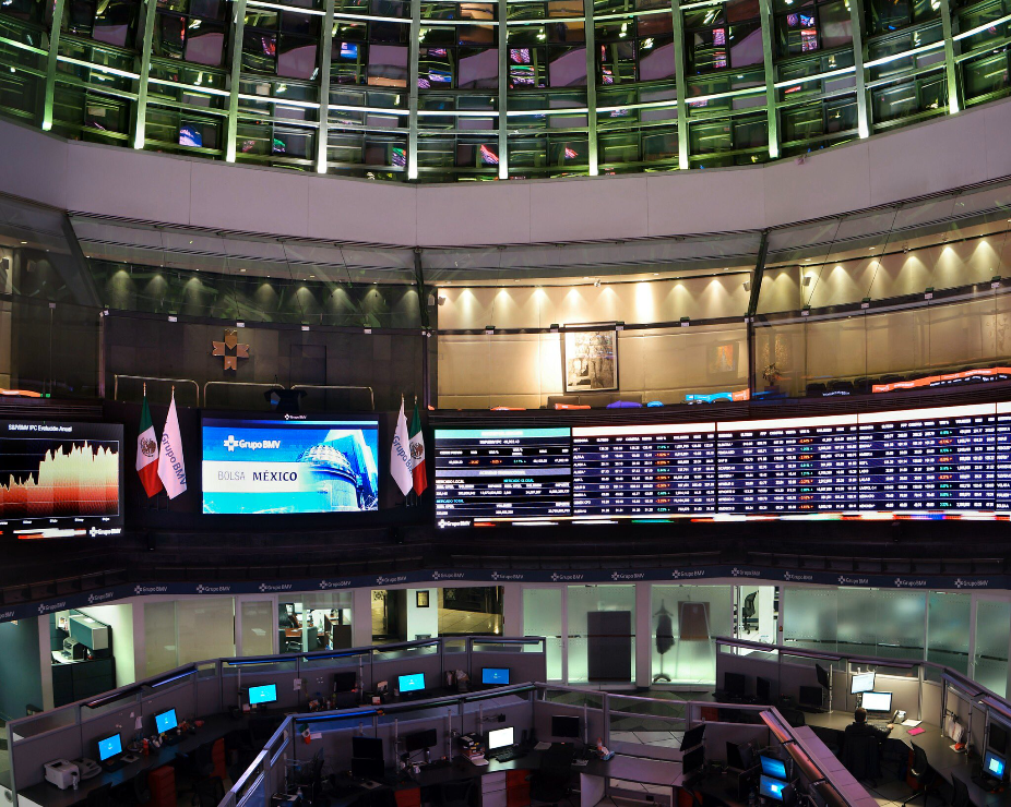 BMV sube impulsada por positivo panorama externo; peso avanza