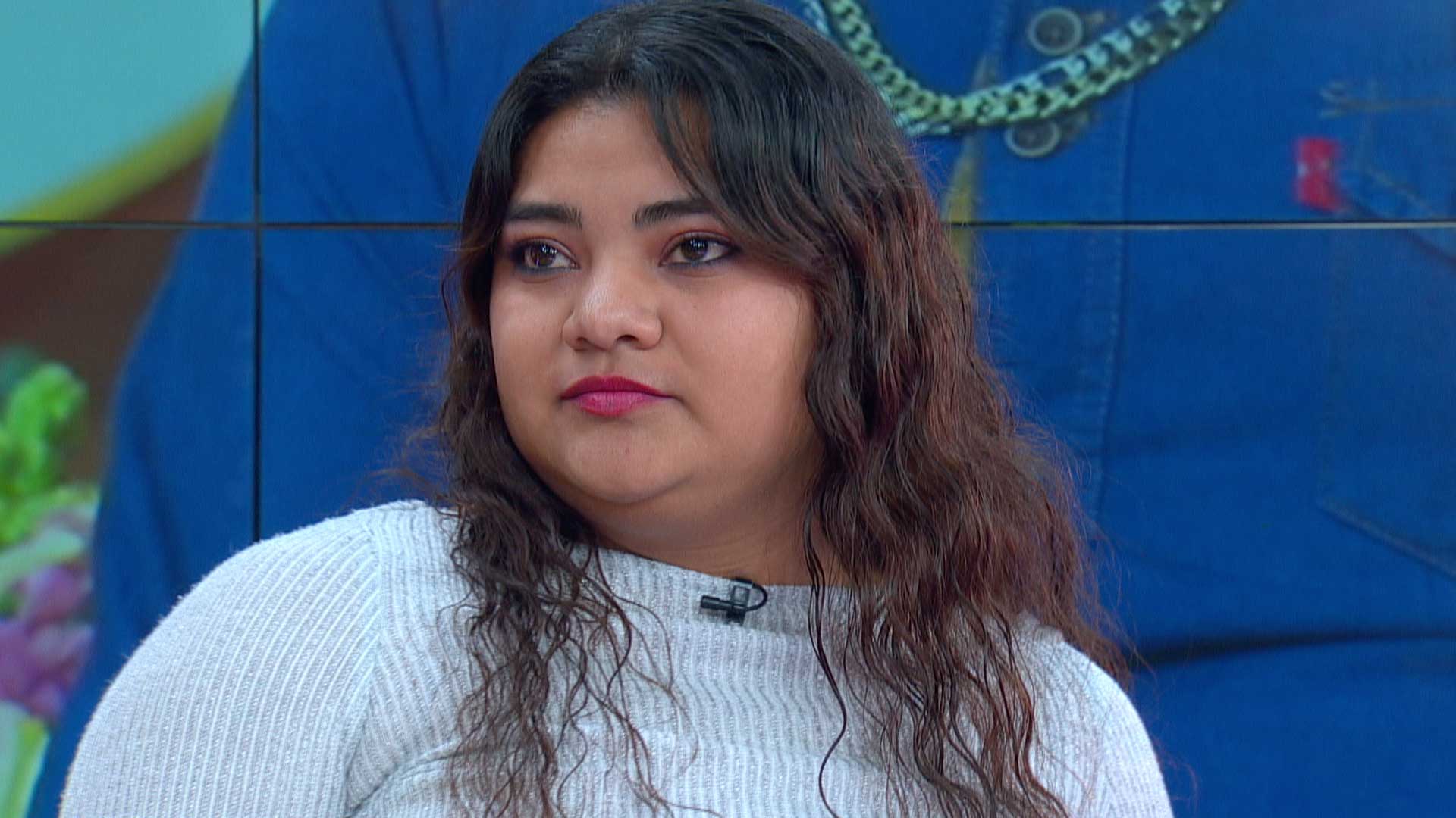 Lizeth es feliz andando con un 'chacalito'