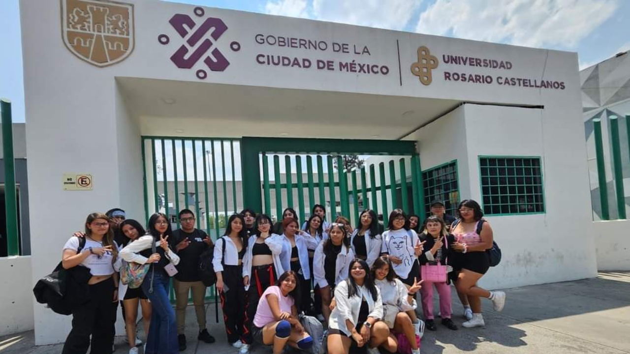 ¿Qué carreras ofrece la Universidad Rosario Castellanos en CDMX gratis y sin examen de admisión?