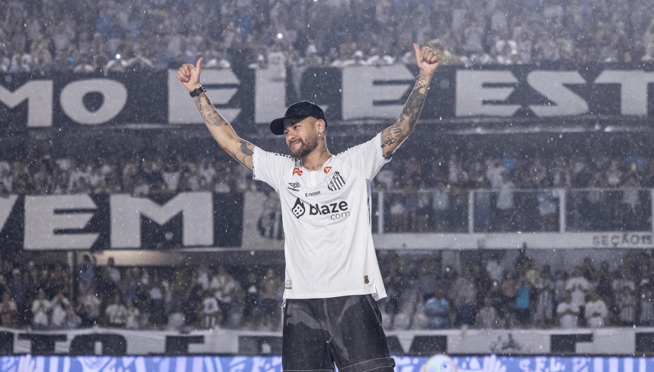 Neymar vuelve al Santos: Rival y cuándo será su debut en Brasil