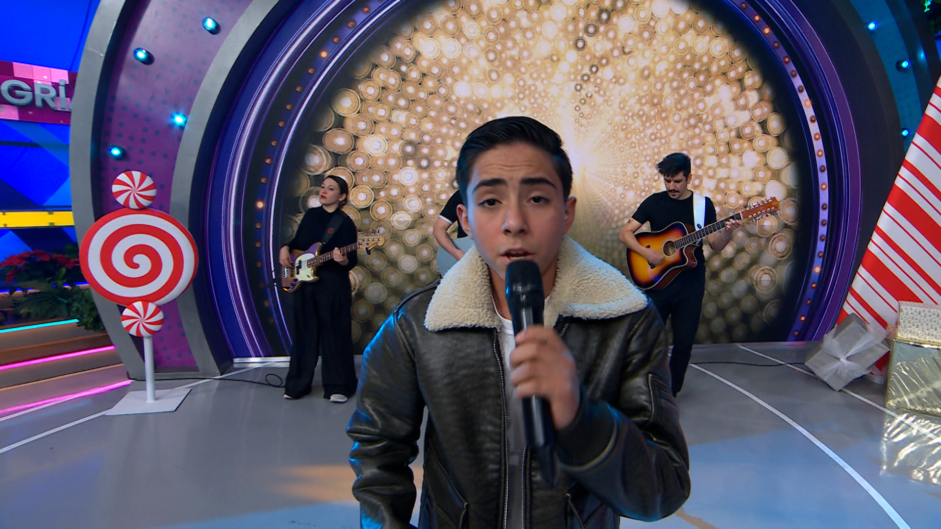 Kevin Aguilar nos cantó 'Lo que no fue no será'