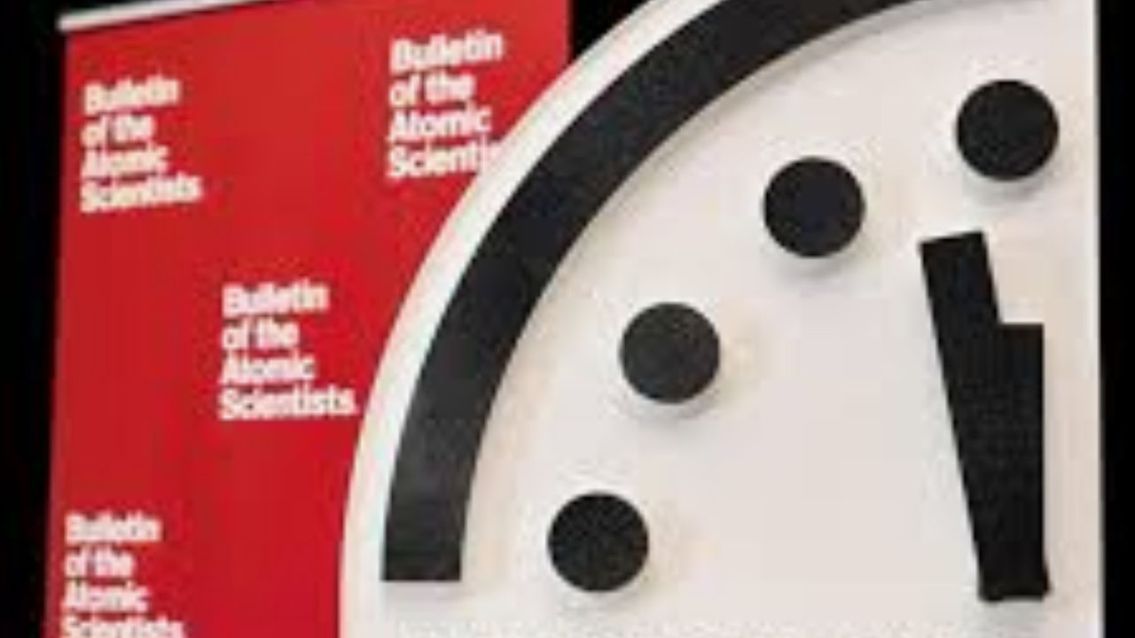 UNAM explica qué significa el "Reloj del Apocalipsis", que está a 89 ...