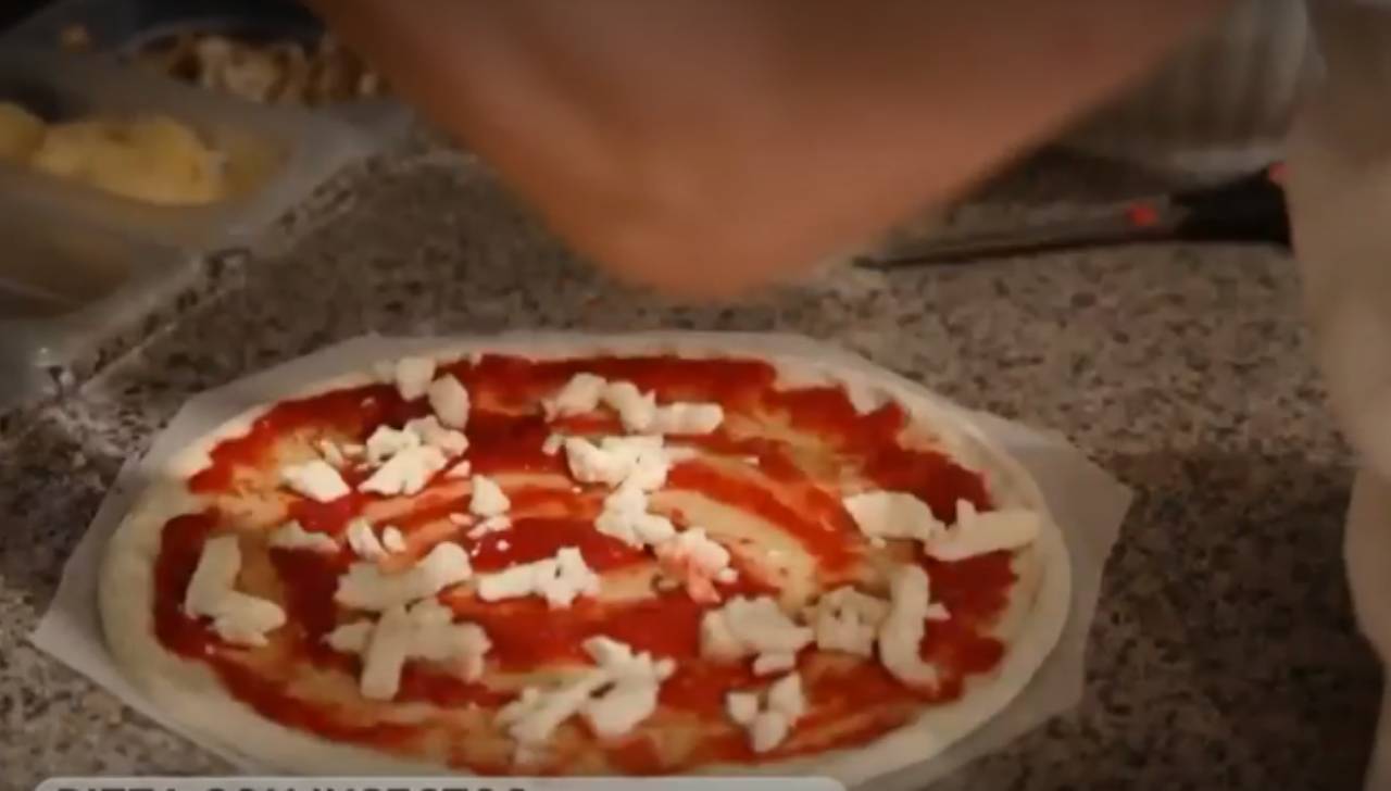 ¿Pizza con insectos? Conoce este restaurante italiano