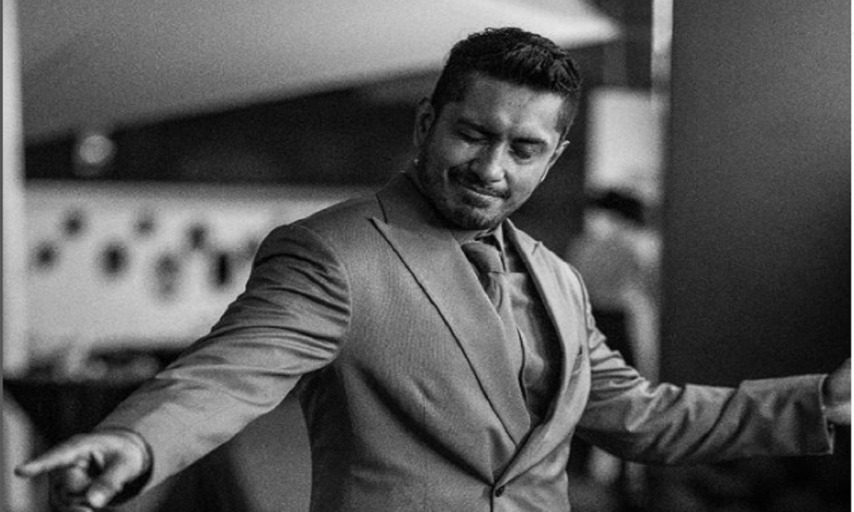 ¡A persignar el piso! Así suena la cumbia de Tenoch Huerta