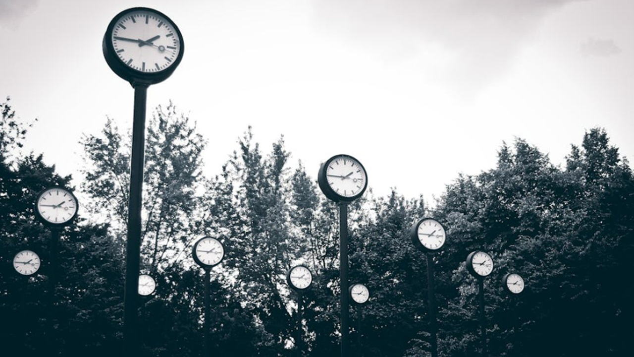 ¿Por qué el reloj se detiene cuando muere un familiar?