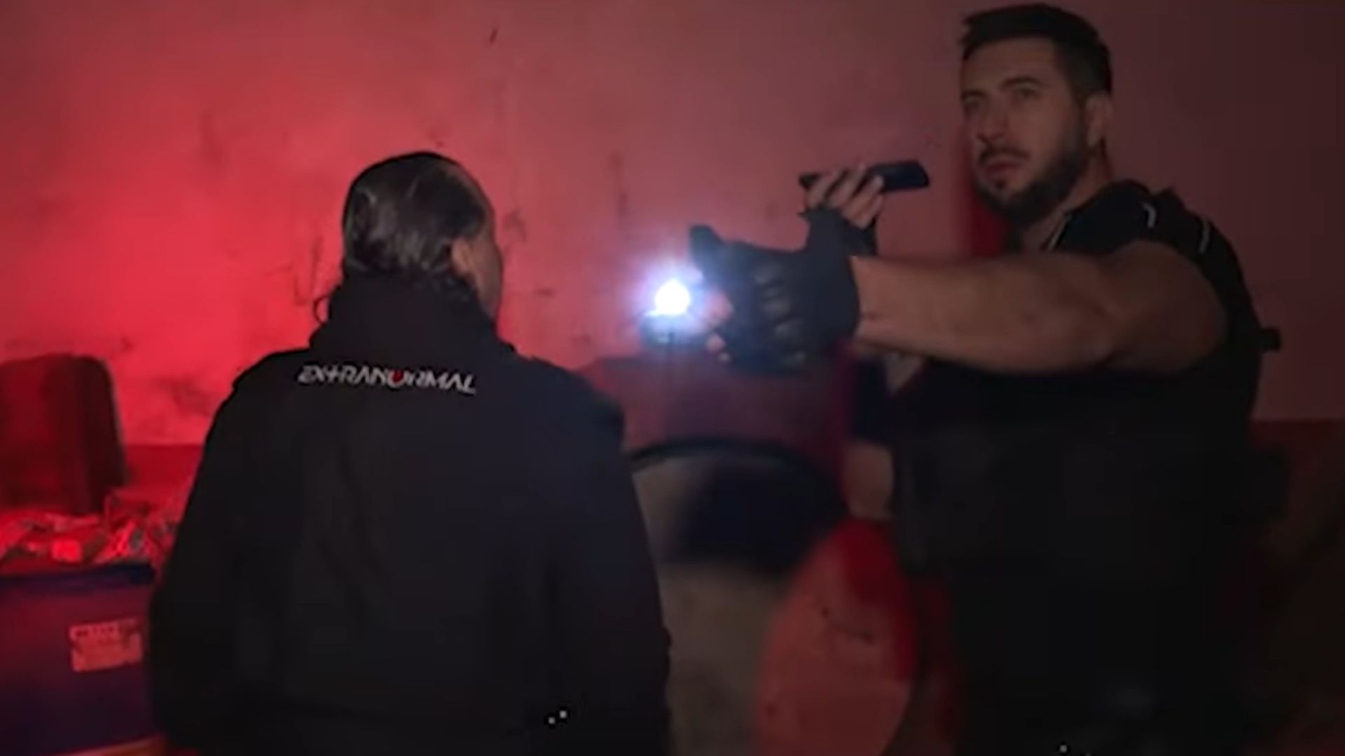 Extranormal Programa: Las voces en la pared