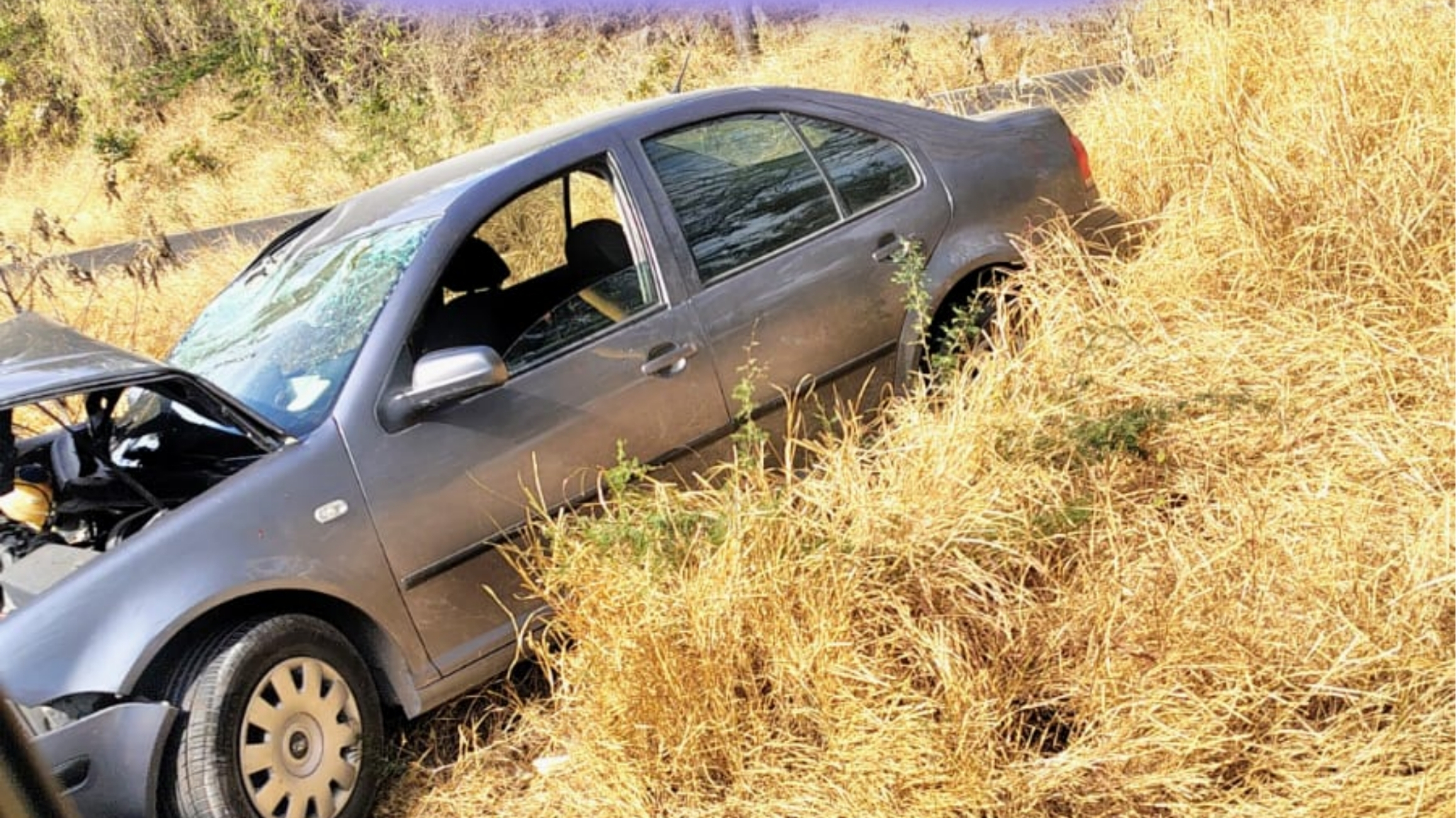 Se registra FUERTE accidente vehicular sobre Cañón de Lobos