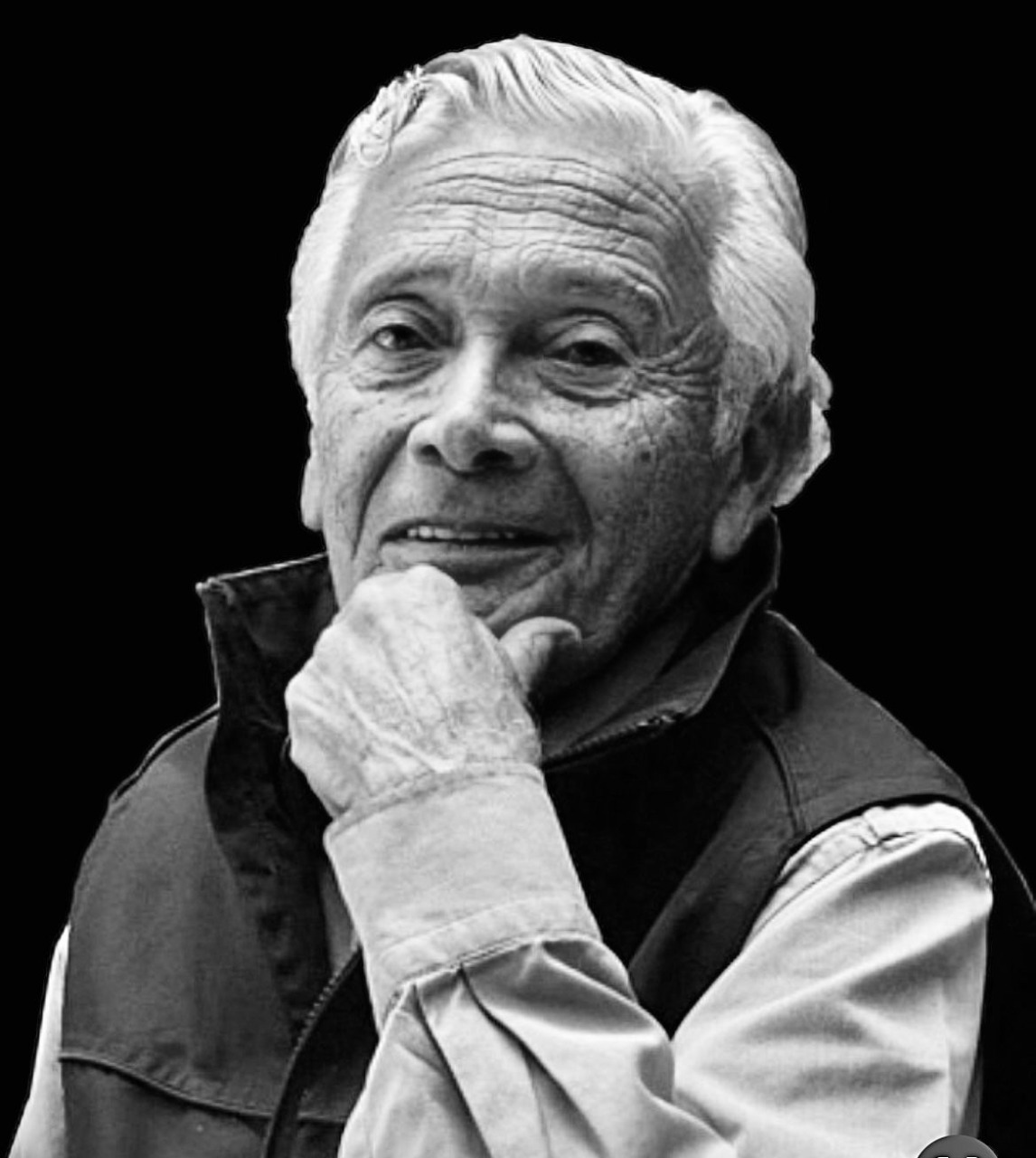 Fallece Agustín Hernández, creador del Heroico Colegio Militar