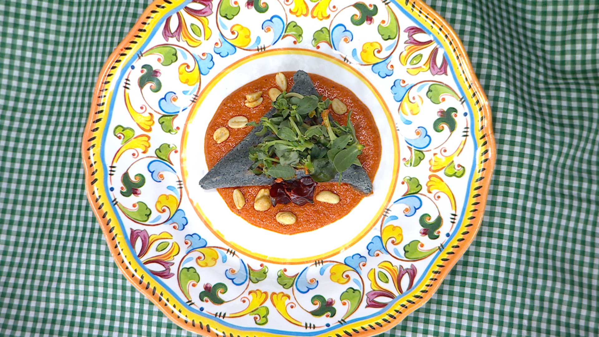 Una rica receta para hoy, tetelas de frijol