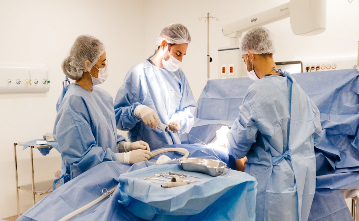 Médicos, pasantes e internos tendrán mayor sueldo según IMSS