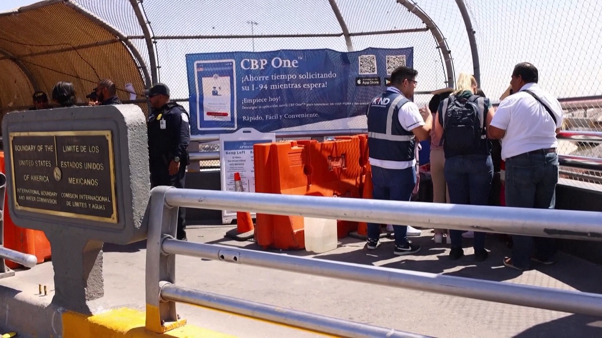 Migrantes listos para entregarse en la frontera; pedirán asilo desde ...