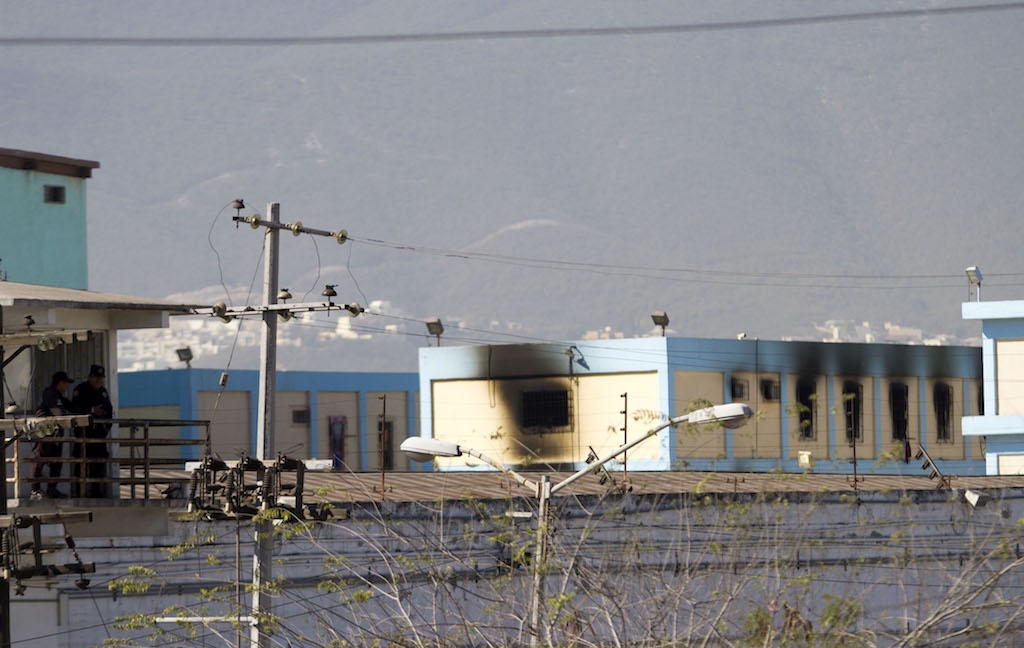 'El Z-27' y 'El Credo', autores de motín en Topo Chico