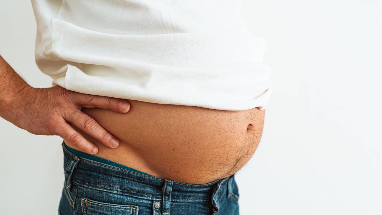 Este es el ejercicio de menos de un minuto que te quitará la "panza ...