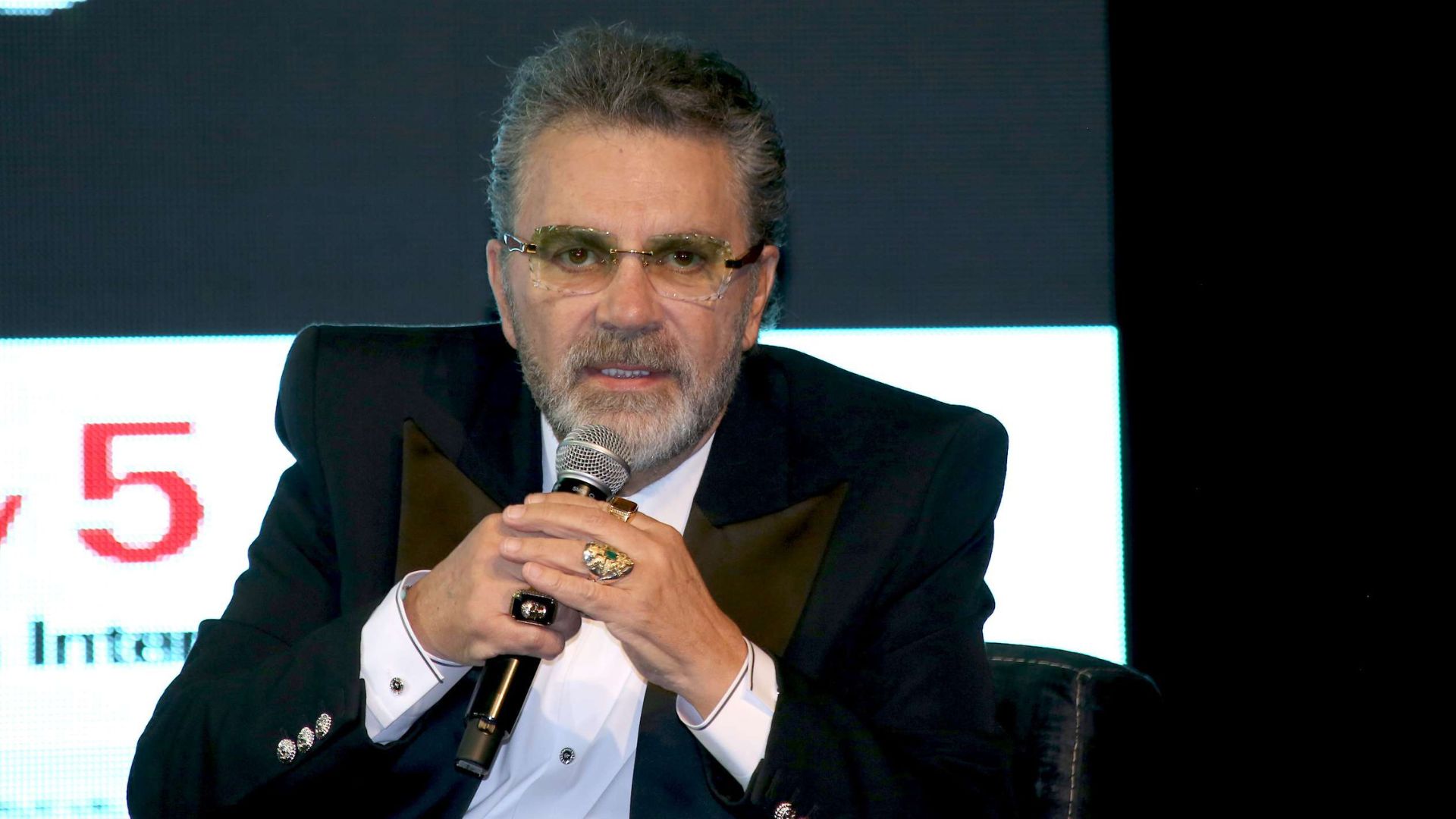 ¿Manuel Mijares está hospitalizado? Aclaran el estado de salud del cantante