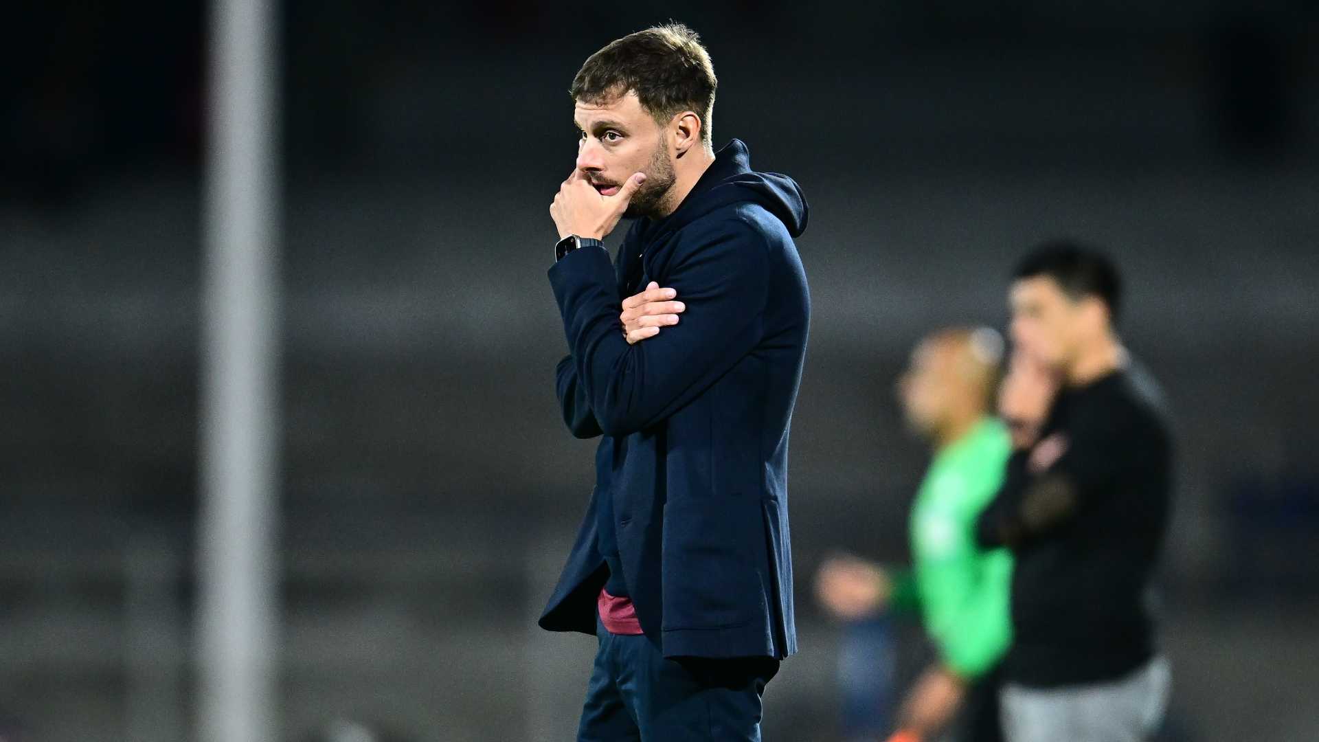 Martín Anselmi enfrenta críticas y rumores sobre su futuro en Porto