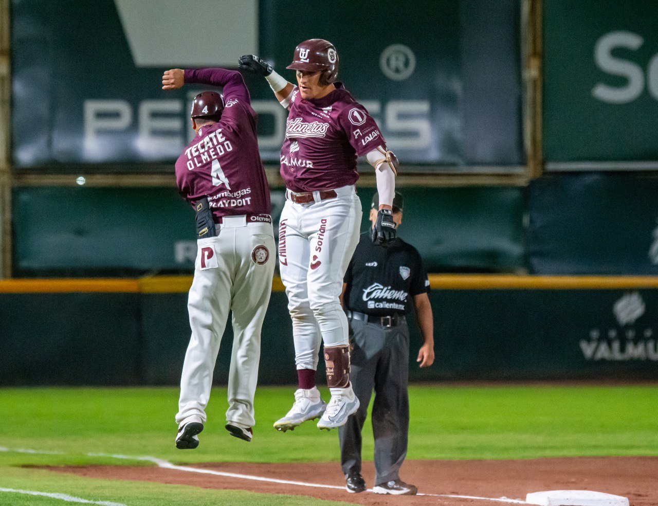 Tecolotes de los Dos Laredos vs Algodoneros de Unión Laguna | Juego 4 ...