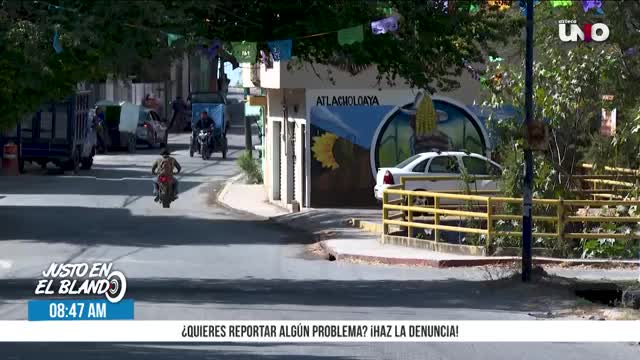 Automóviles olvidados y maleza crecida afectan el paso de las calles de ...