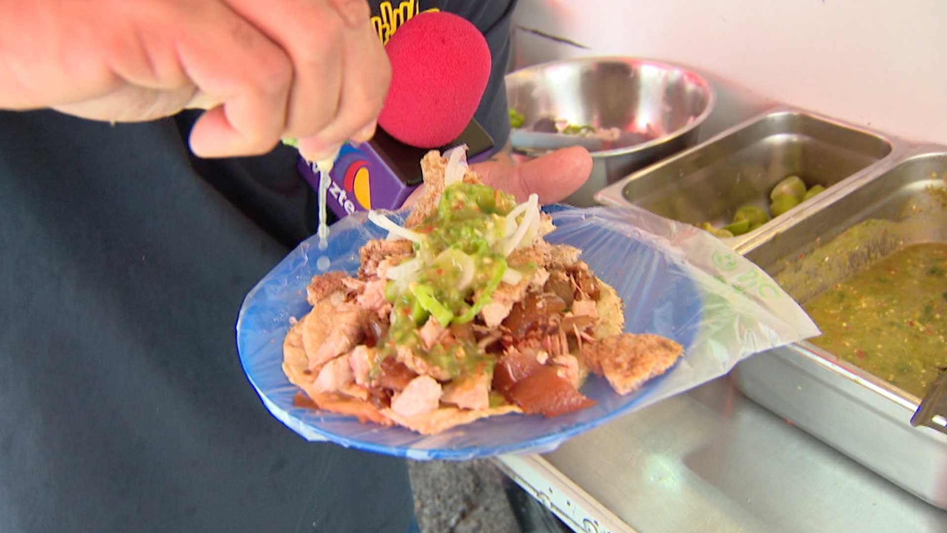 Checa estos tacuaches de carnitas recomendados por Rahmar
