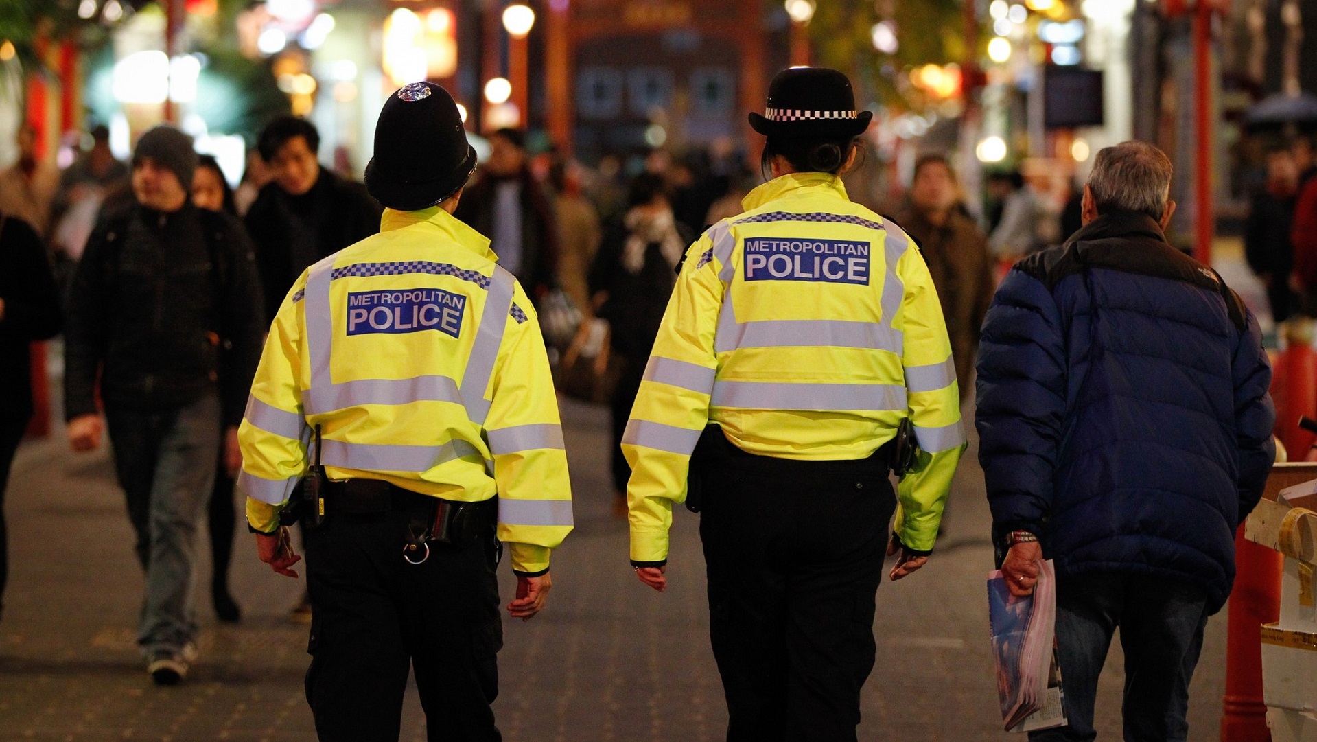 Londres: hombre hiere con arma blanca a cinco personas hoy 23 enero de 2025