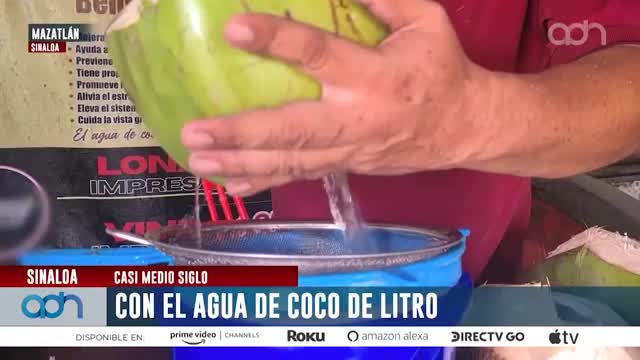 Agua de coco de litro en Mazatlán: medio siglo con la tradición familiar