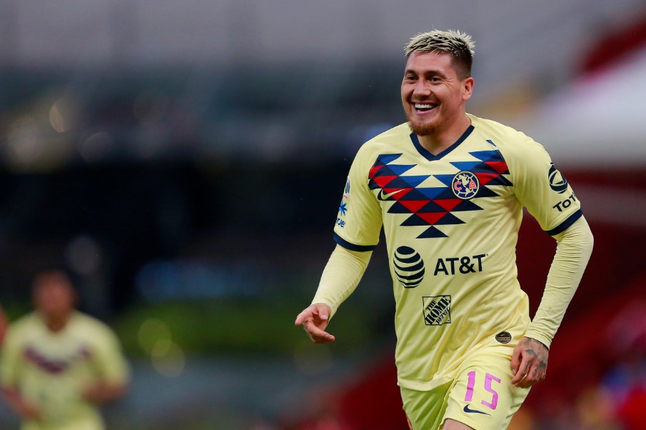 Nicolás Castillo ya luce los colores del Necaxa