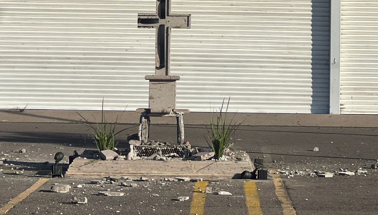 Detonan explosivos contra monumento funerario de Édgar Guzmán López ...