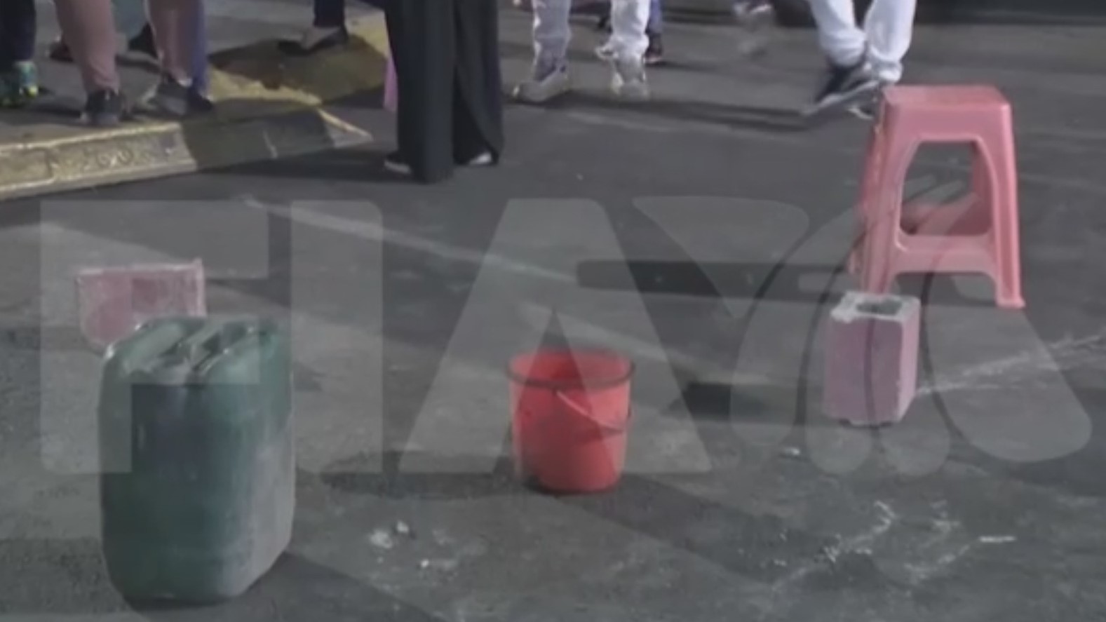 Crisis en Iztapalapa: Vecinos bloquean por varios días sin agua y sin luz