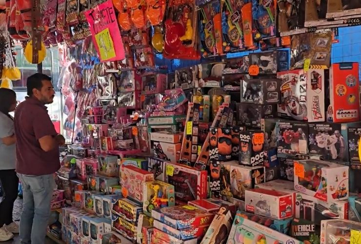 ¡En busca del regalo ideal! Así se preparan los sinaloenses para Navidad