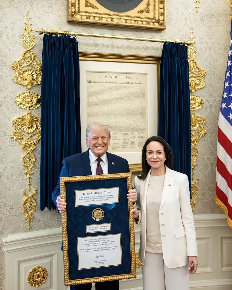 ¿Se puede regalar un Premio Nobel? María Corina Machado y Donald Trump ...